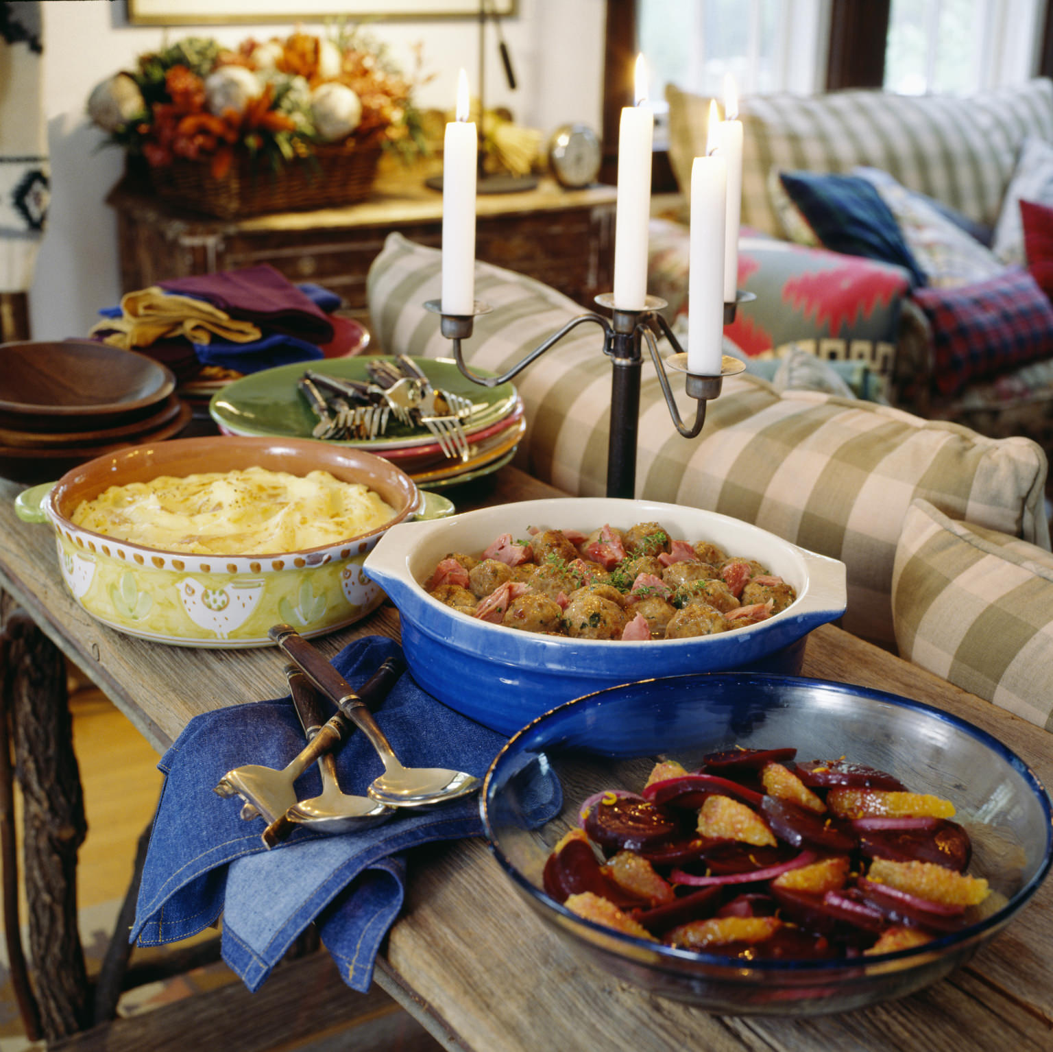 Pot-Luck Plans? - design blog by HOM Furniture