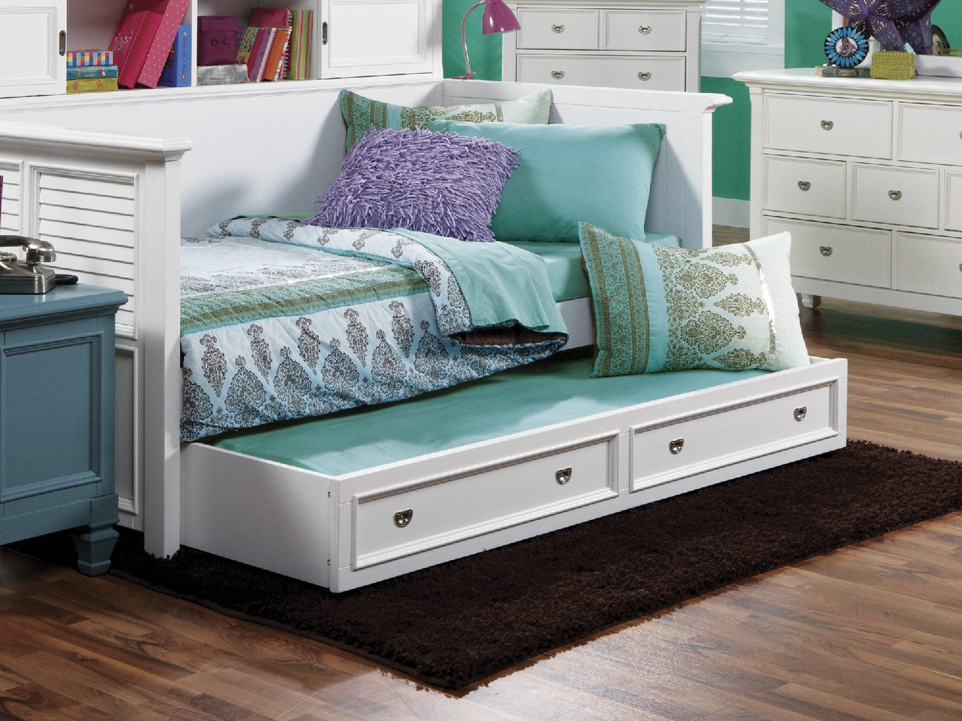 Roll Out the Trundle Beds - design blog by HOM Furniture