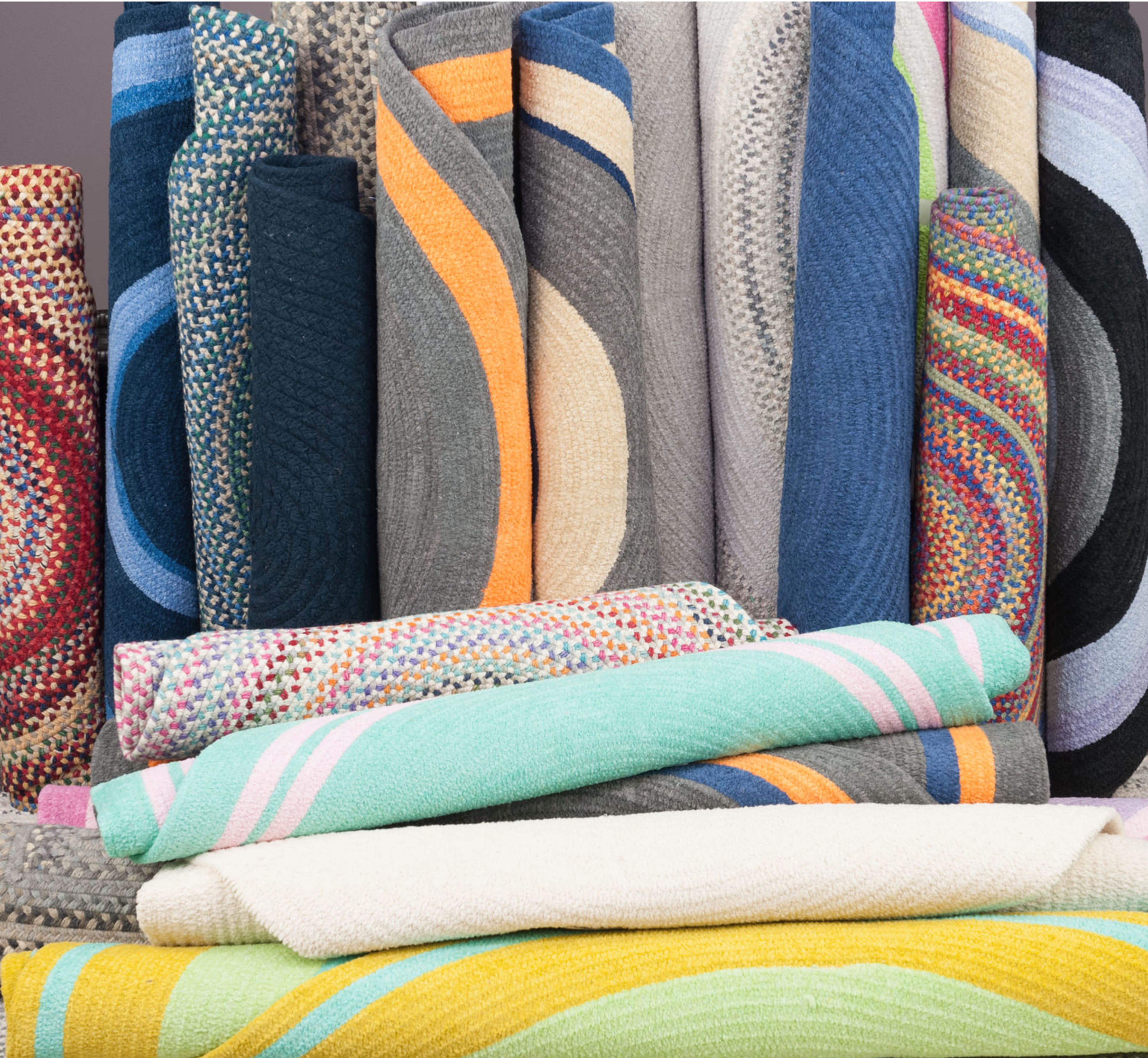 Mixing and Matching Area Rugs - design blog by HOM Furniture